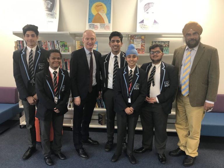 Q&A with students from the Khalsa Academy - Pat McFadden MP